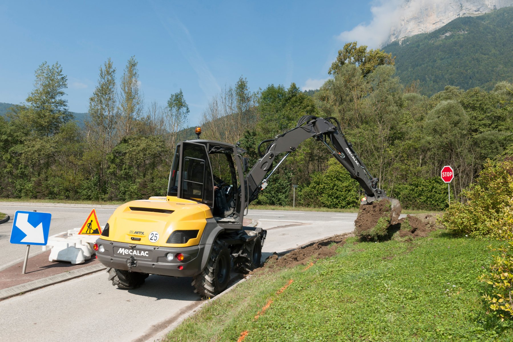 MECALAC | 12MTX, Pelle chargeuse sur pneus / roues