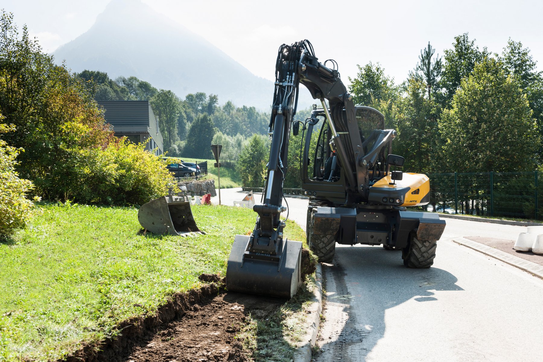 MECALAC | 12MTX, Wheel Excavator Loader