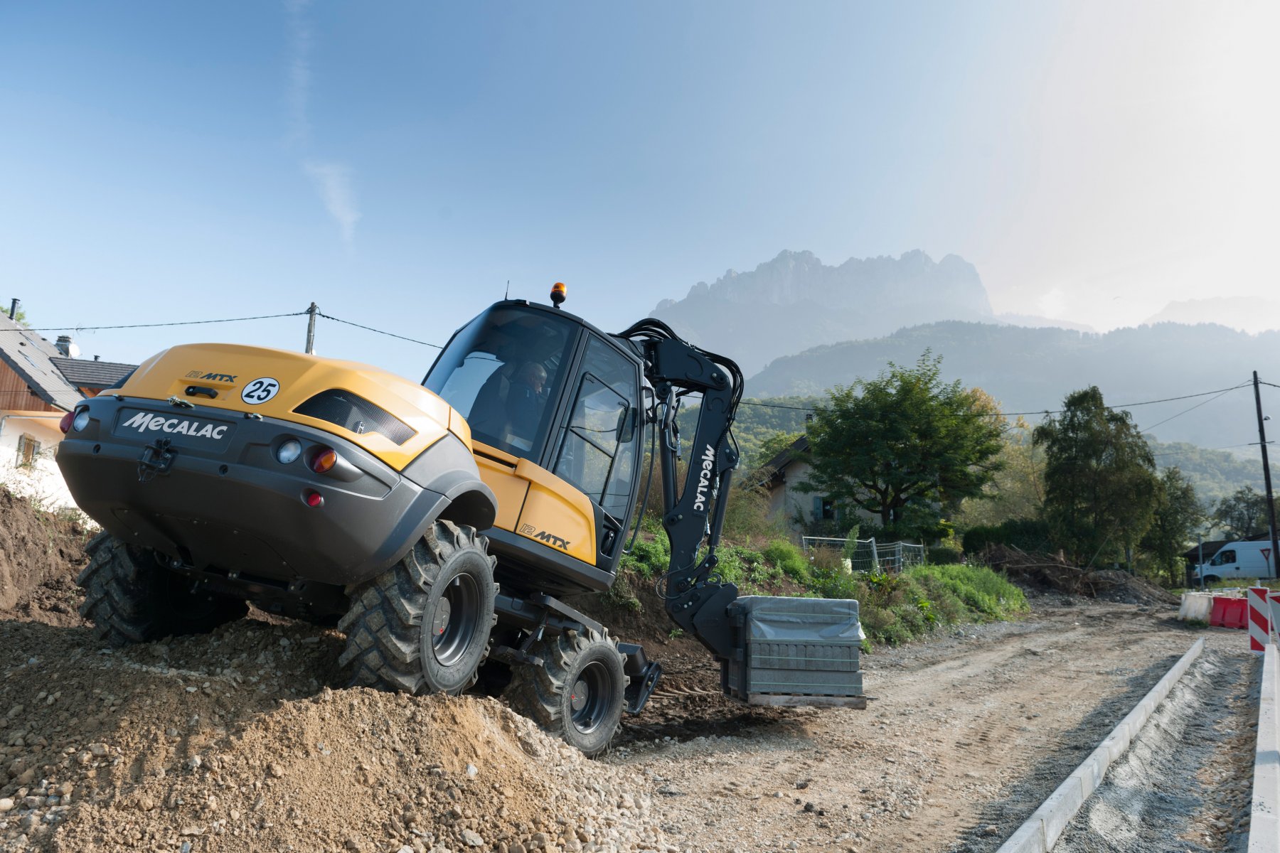 MECALAC | 12MTX, Pelle chargeuse sur pneus / roues