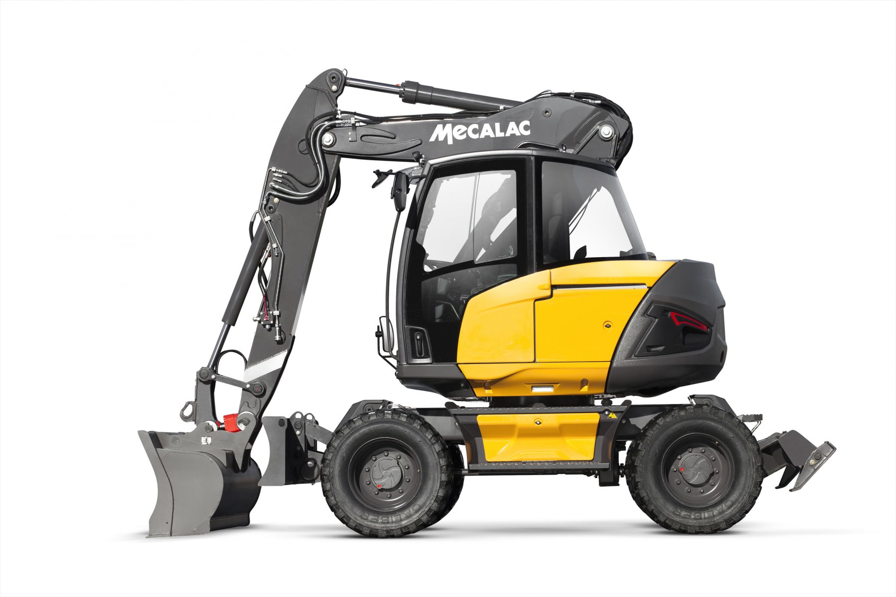 MECALAC | 15MWR, Compact and innovative wheel excavator!