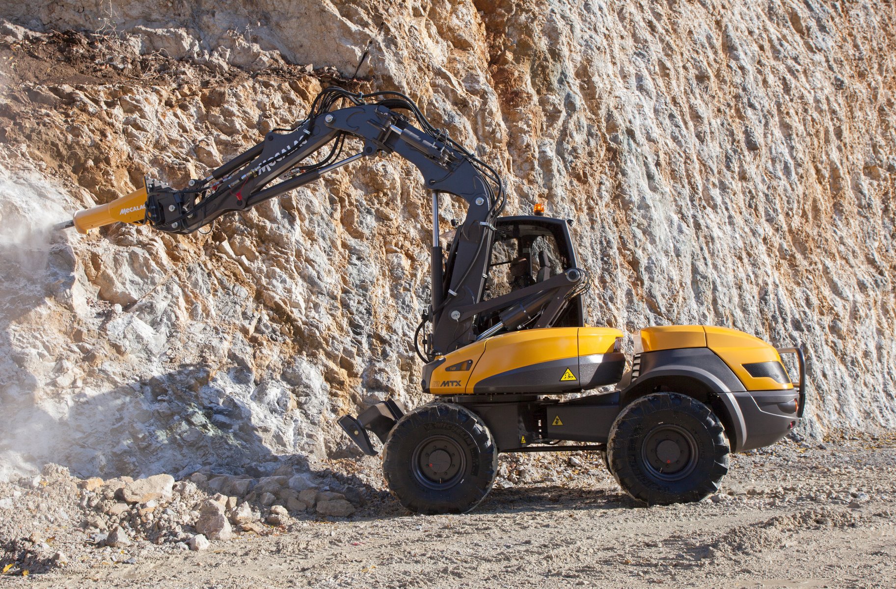 MECALAC | 12MTX, Pelle chargeuse sur pneus / roues